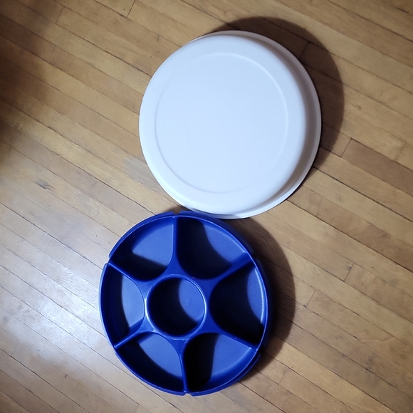 Tupperware | Kitchen | Vintage Tupperware Fruit Or Veggie Keeper | Poshmark